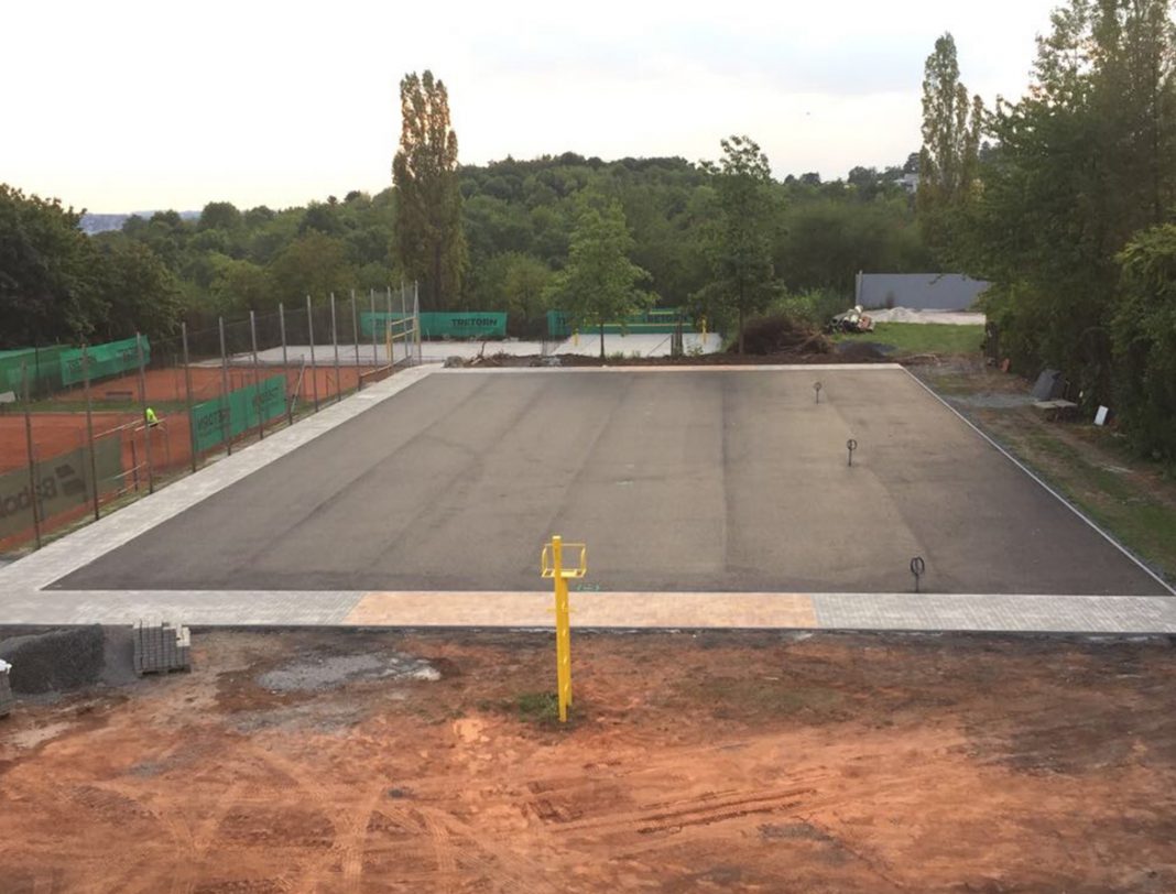 ¿Cuanto vale construir una pista de pádel? ¡Te lo contamos aquí!